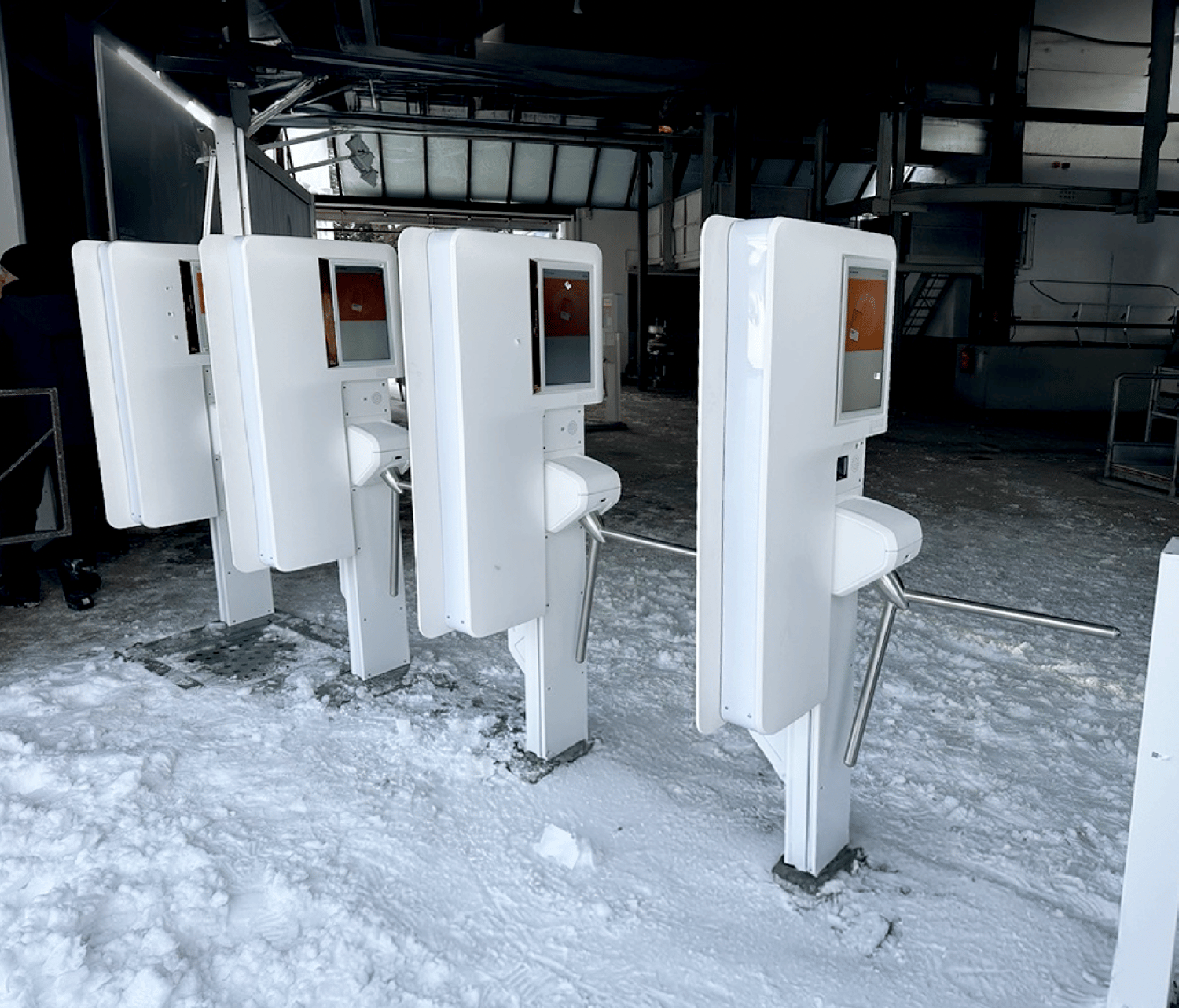 New Axess ALPHA GATE 700: From first concept to first full installation ...